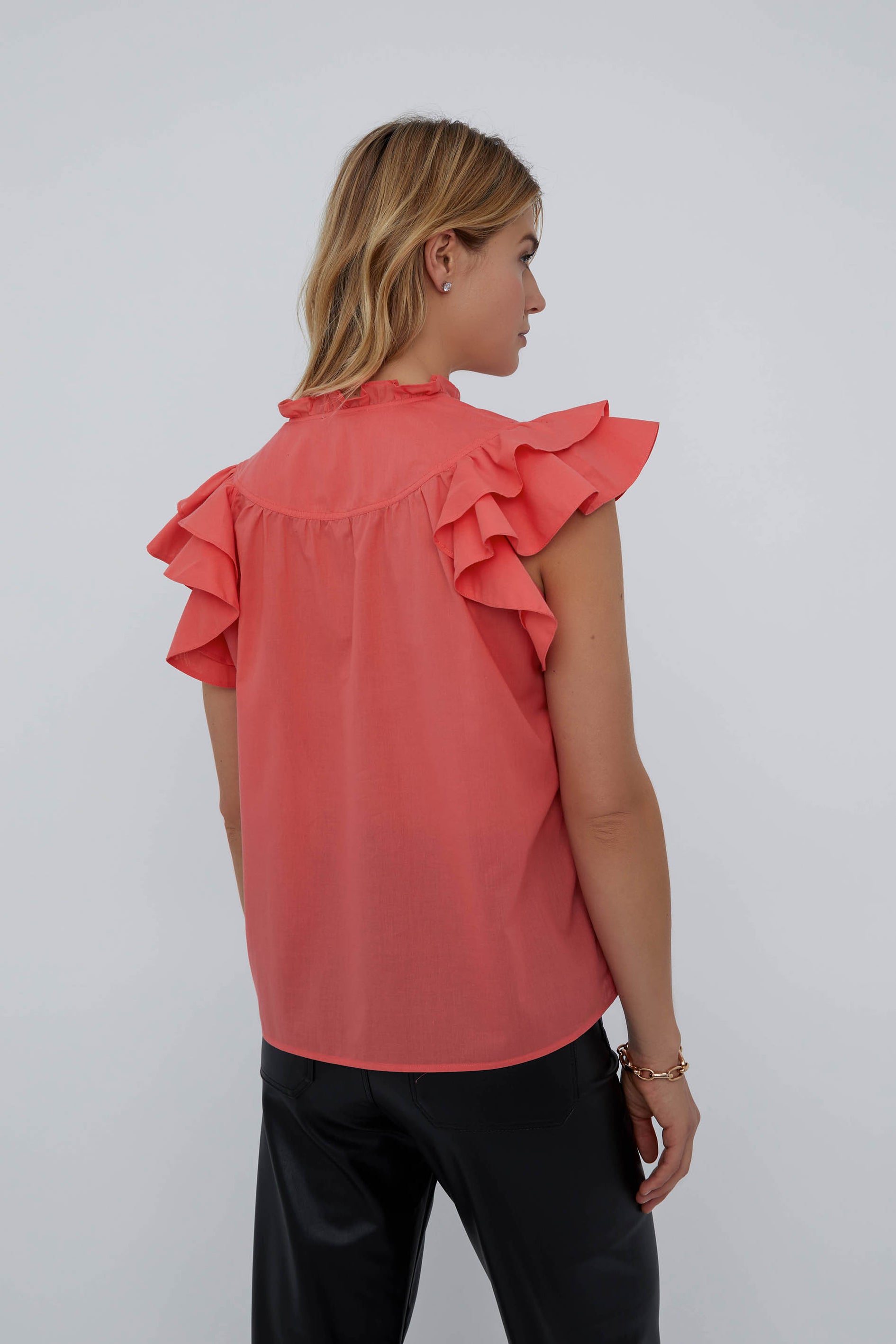 FLUTTER SLEEVE: CORAL QUEEN– Sarah Alexandra