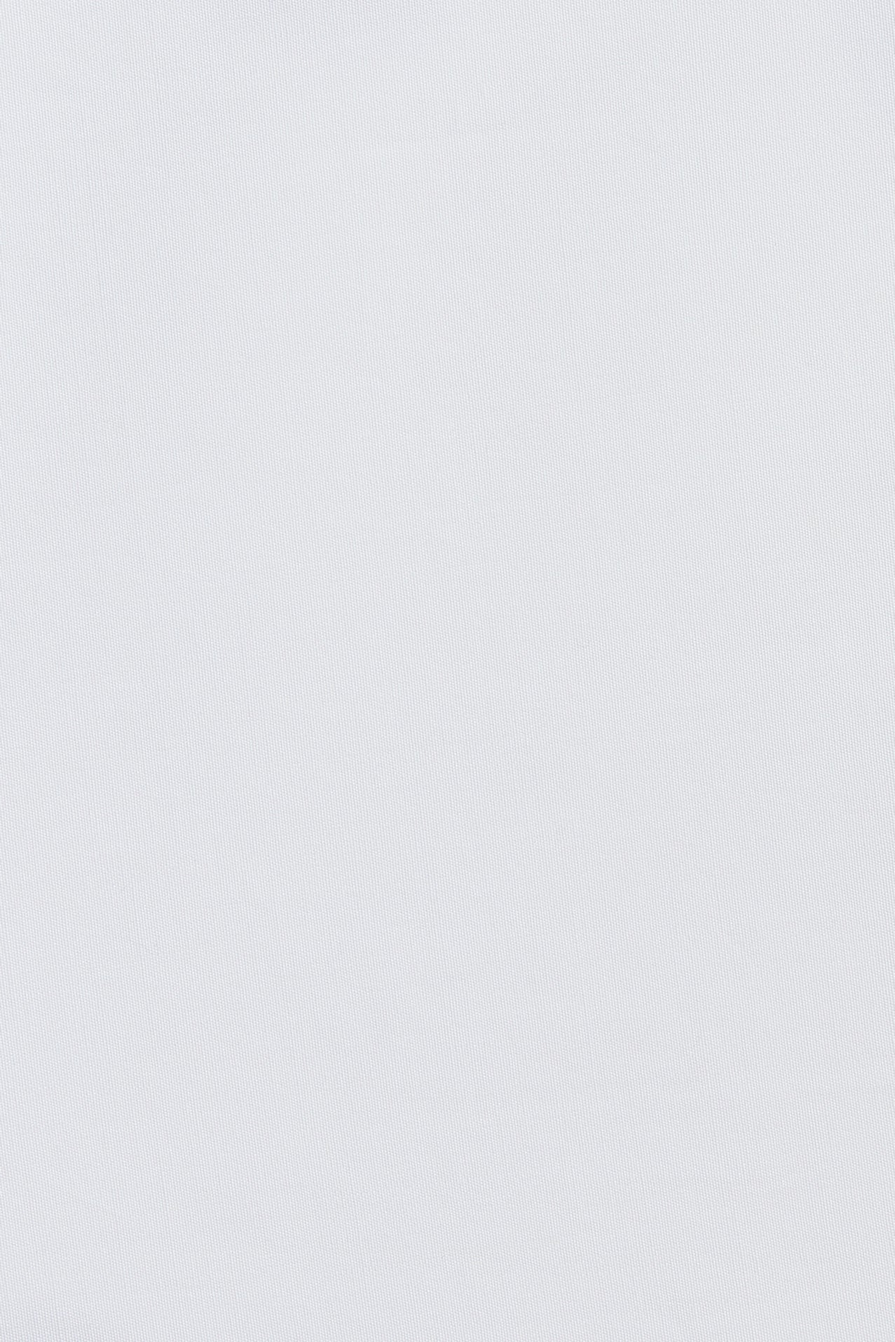 WEEKEND: THE RIGHT WHITE– Sarah Alexandra